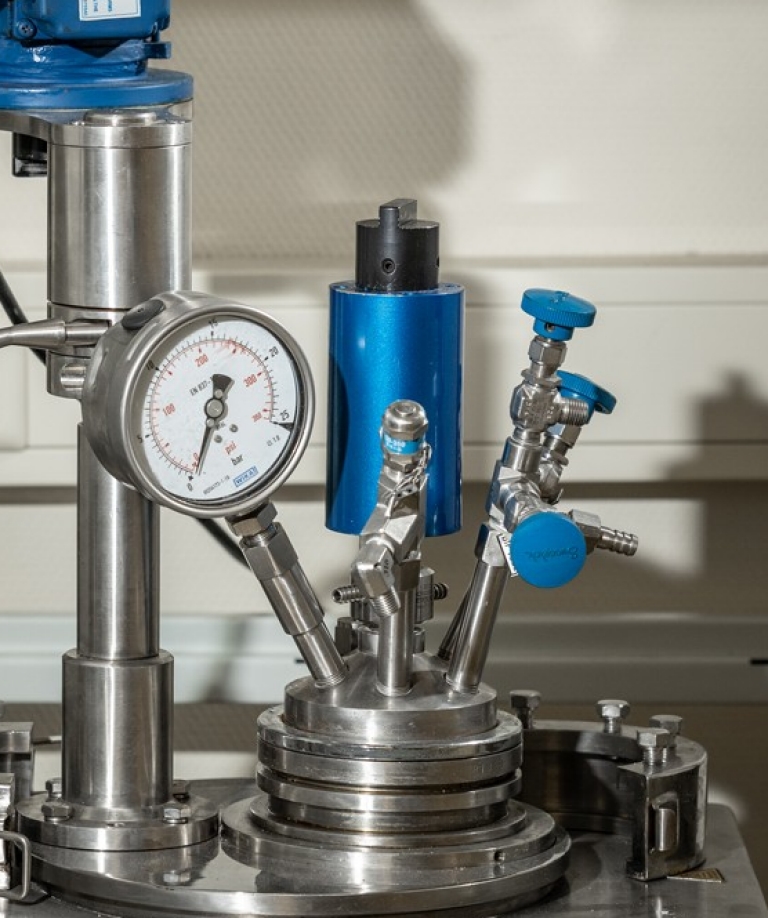 Dynamic properties of rubber