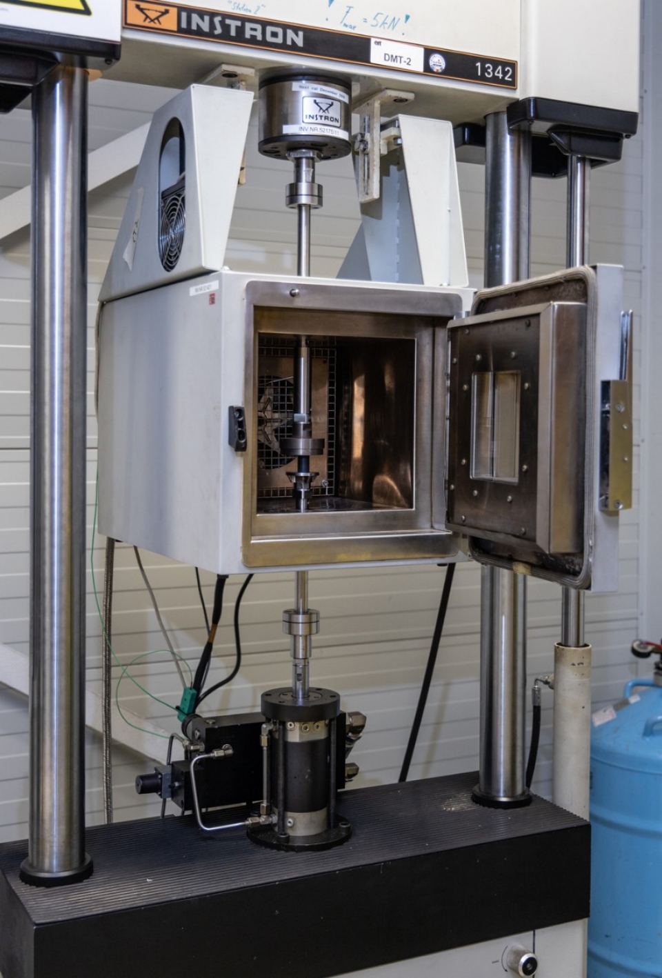 Dynamic properties of rubber